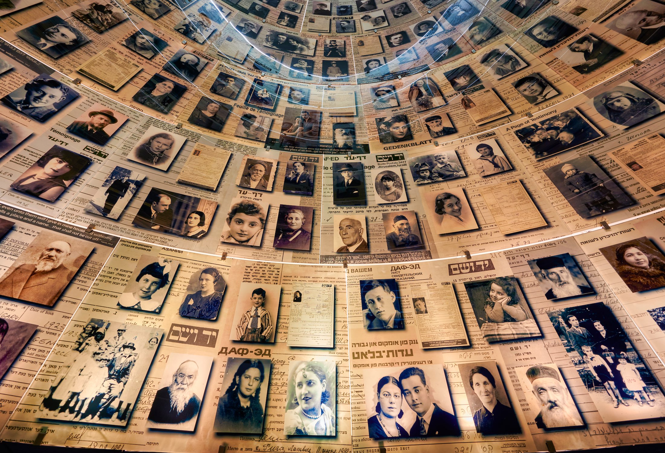 Remembering the Holocaust - CBN Israel