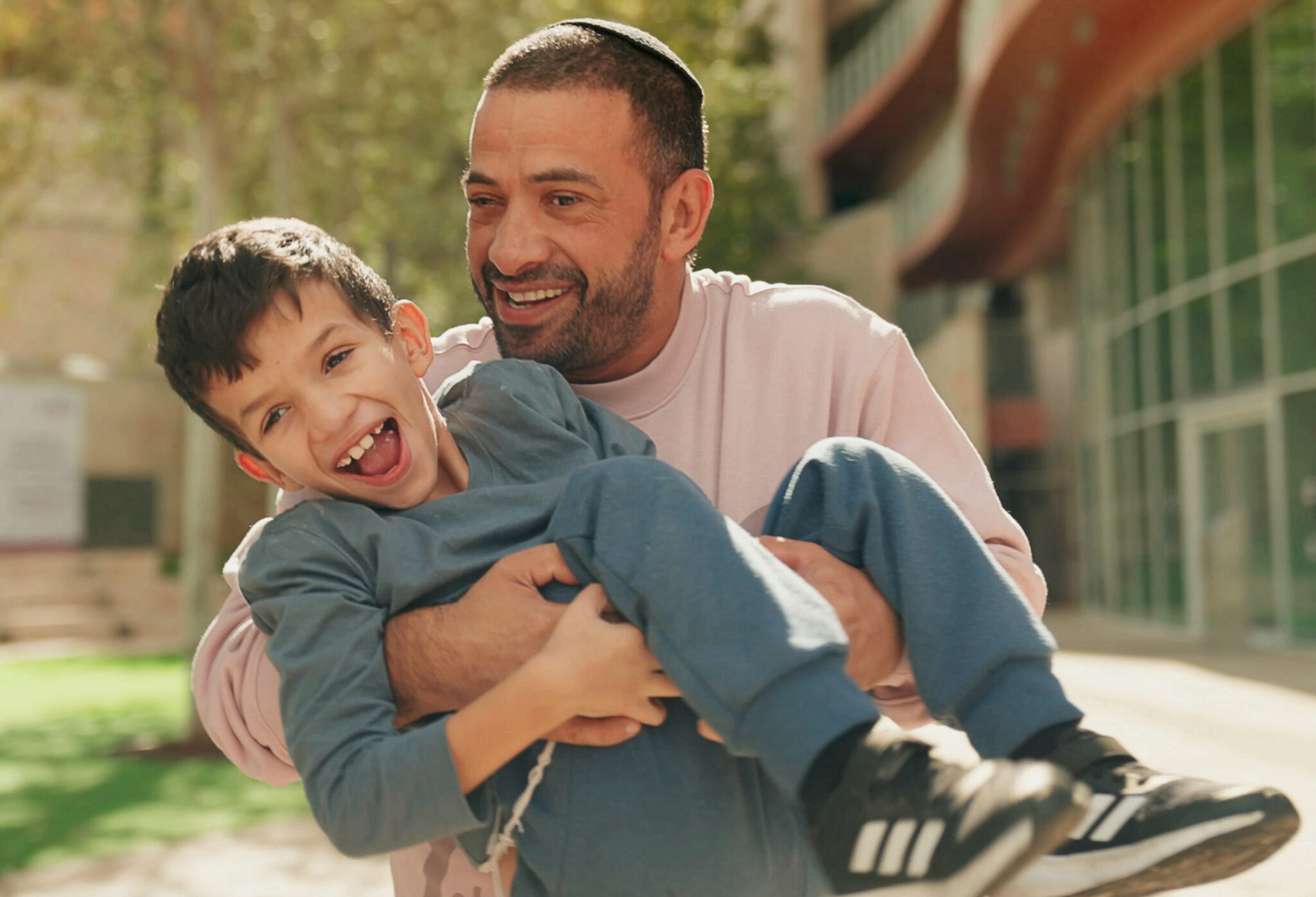 CBN Israel Helps Provide Wartime Support for Evacuees Who Have Children ...