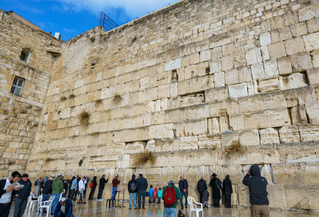 The Western Wall and the Prayers of God’s People - CBN Israel